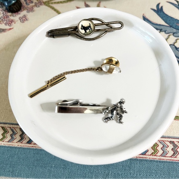 Accessories | Vintage Tie Clips Set Of Three Includes Dog Bowler Art ...